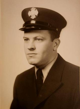 Robert J. Hamilton, 92