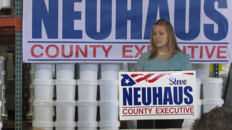 Neuhaus kicks off campaign