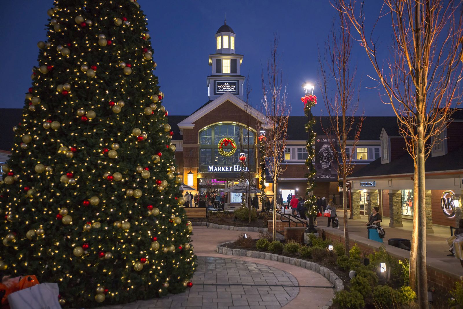 Woodbury Common Premium Outlets to kick off holiday season